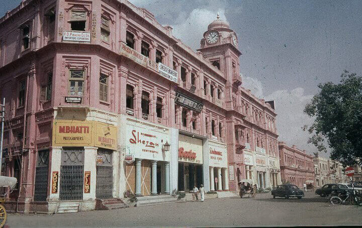 The Mall: History and Culture, Now and Then